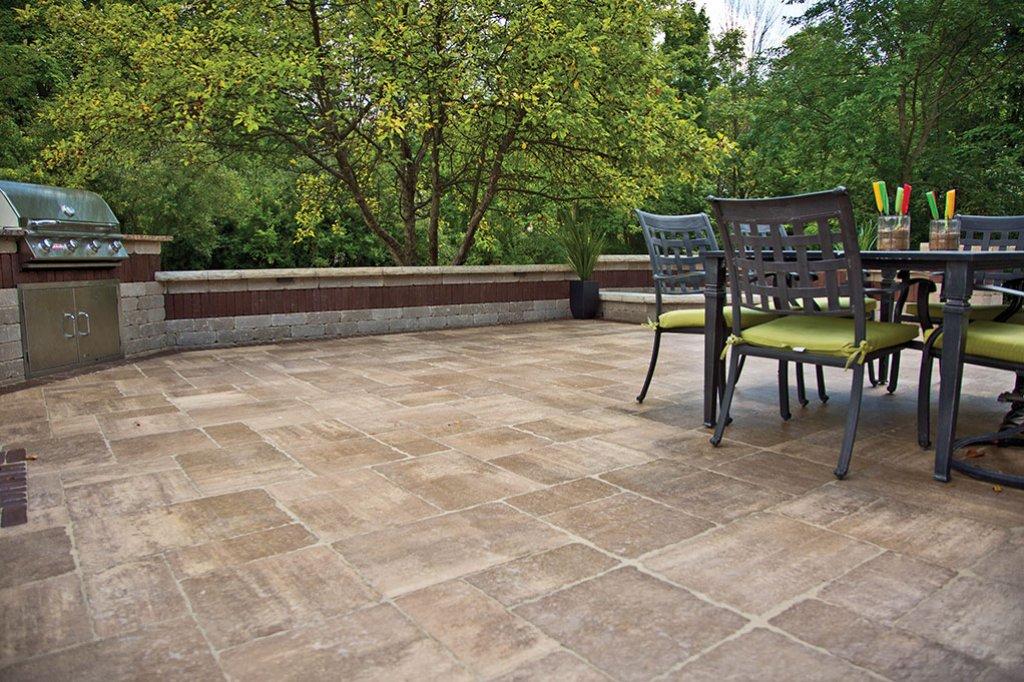 Bristol Valley | Pavers | Pavers & Retaining Walls | Niemeyer's Lan...