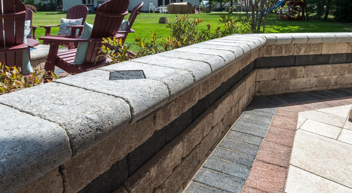 Brussels Fullnose Coping | Coping | Pavers & Retaining Walls | Niem...