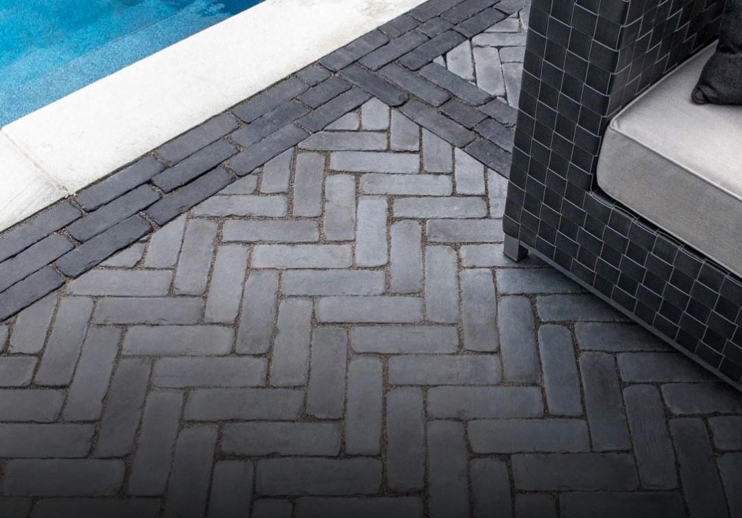 Copthorne | Pavers | Pavers & Retaining Walls | Niemeyer's Landscap...