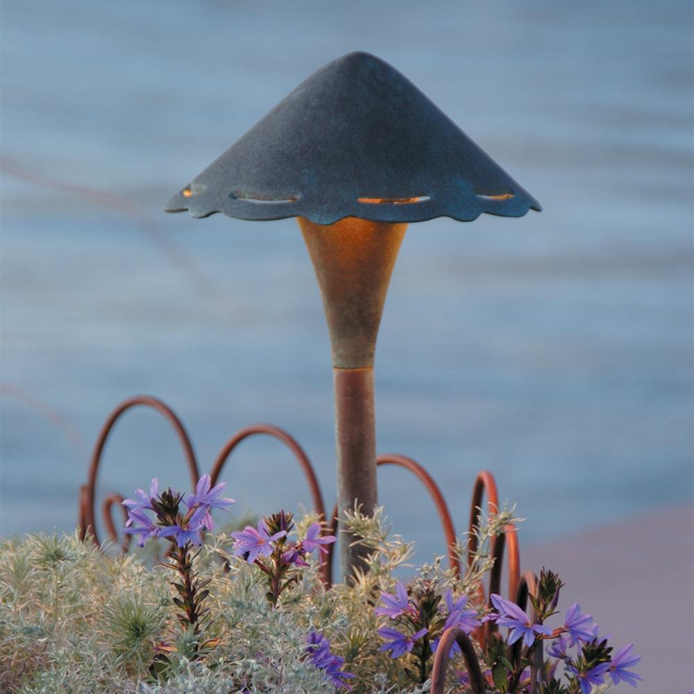 New Orleans Pathway | Pathway Lights | Outdoor Lighting | Niemeyer'...