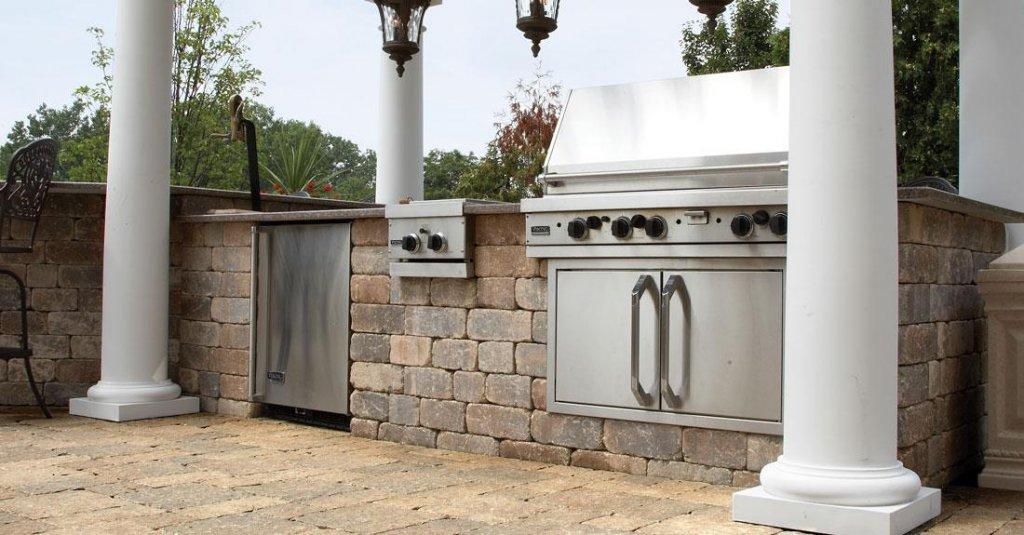 Olde Quarry Wall | Walls & Verticals | Pavers & Retaining Walls | N...