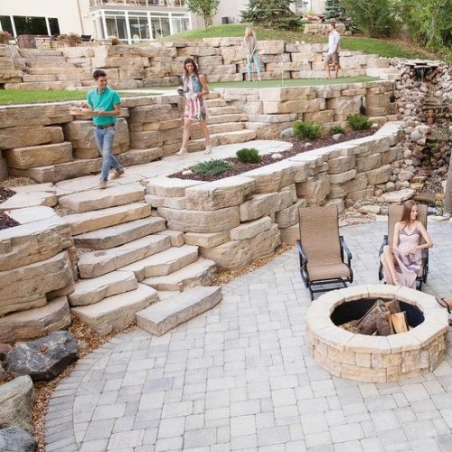 Outcropping Wall | Walls & Verticals | Pavers & Retaining Walls | N...